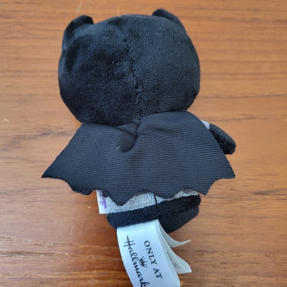 Hallmark | Toys | Hallmark Itty Bittys Dc Batman And Batgirl Plushies ...